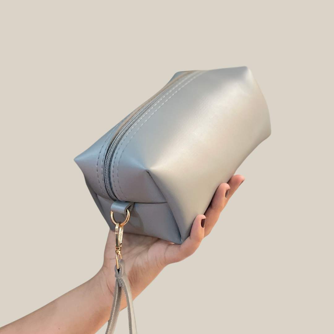 Pouches Archives - Adorned.